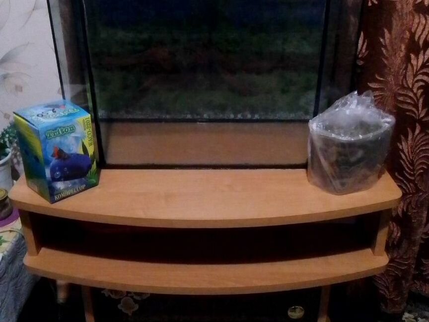 Аквариум для рыбок бу