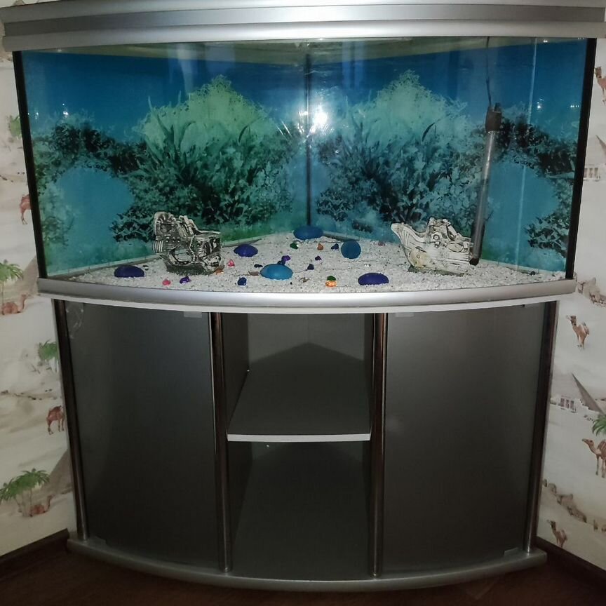 Аквариум с тумбой
