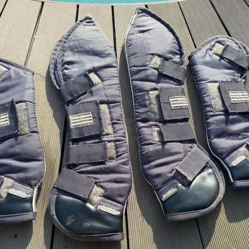 Транспортировочные ногавки для лошади