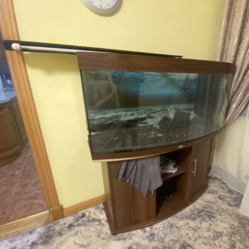 Аквариум с тумбой