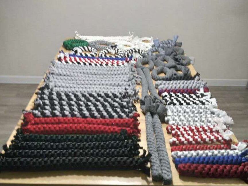 Лежанки, канатики, грейферы, нюхательный коврик