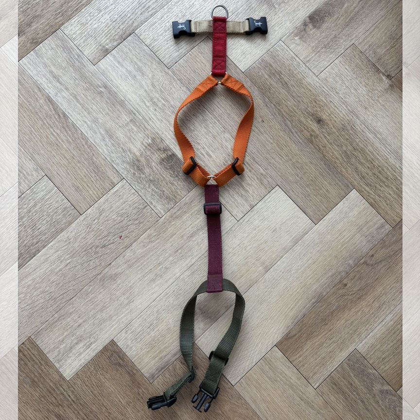 Шлейка для собаки s