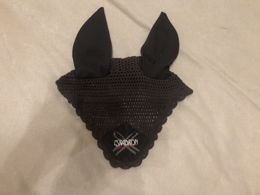 Ушки для лошади