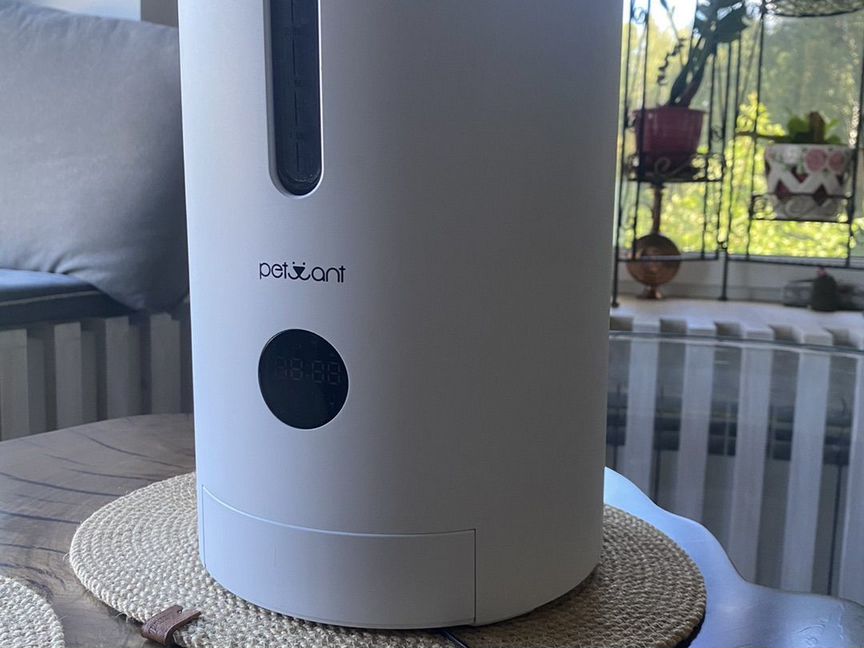 Автокормушка для кошек