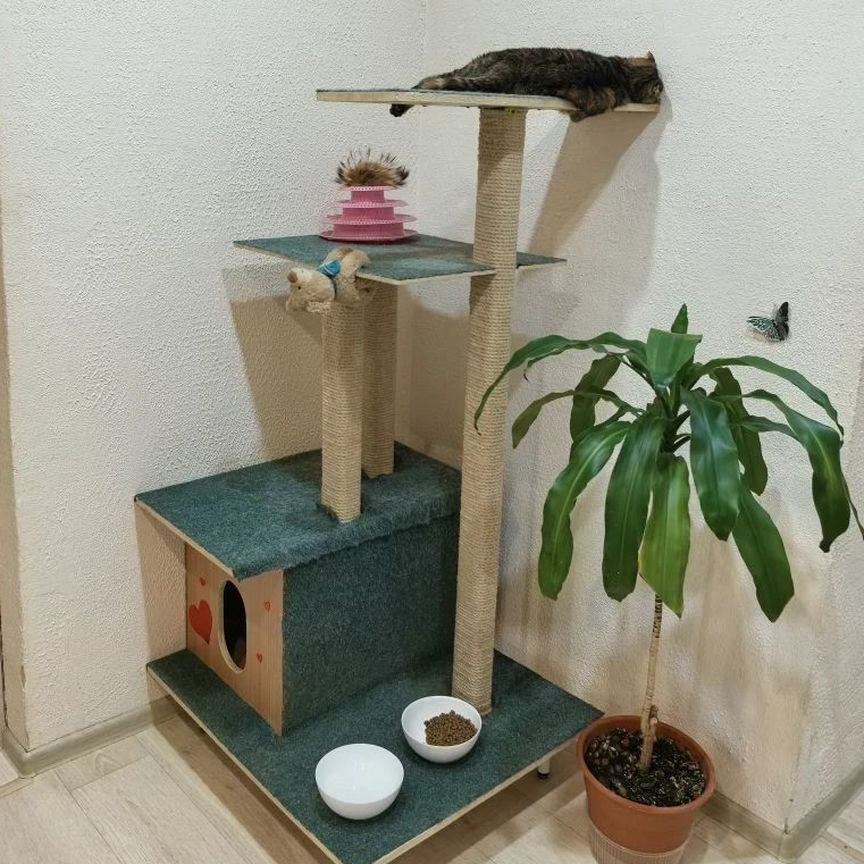 Домик для кошки с когтеточкой