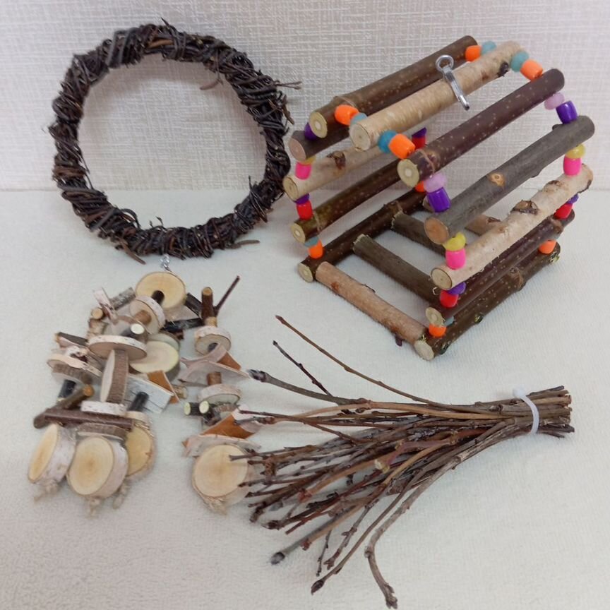 Игрушки для попугая