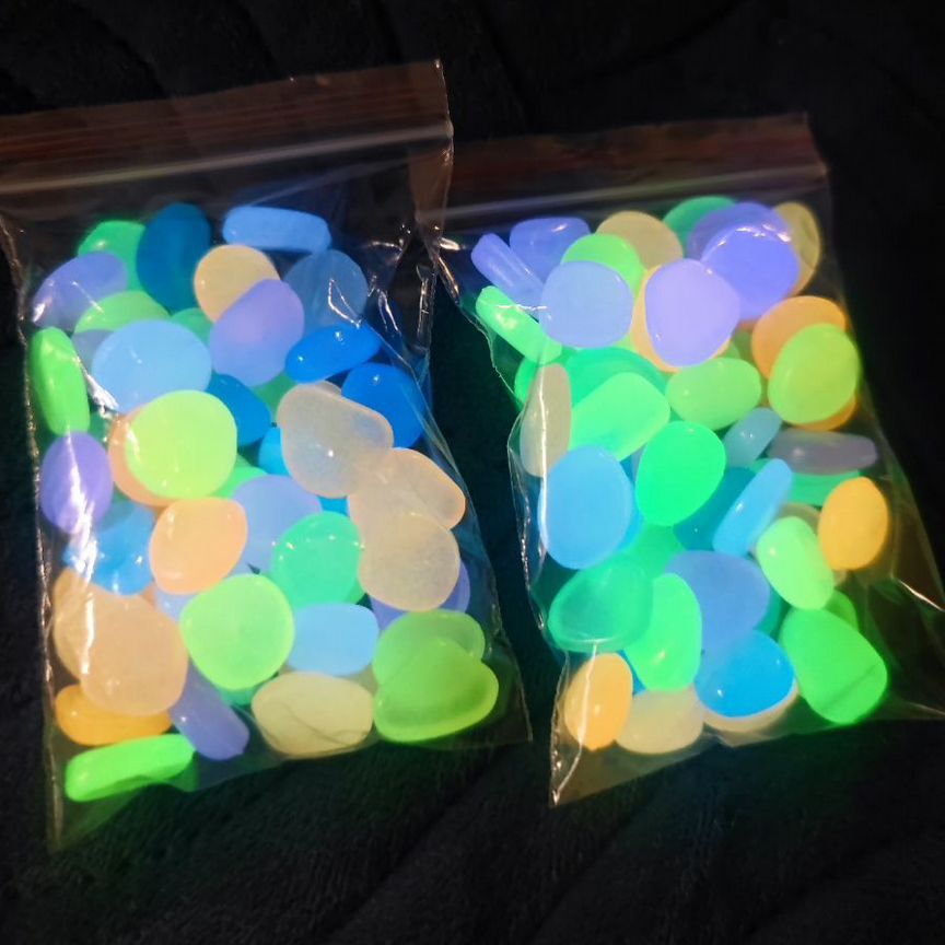 Светящиеся камешки
