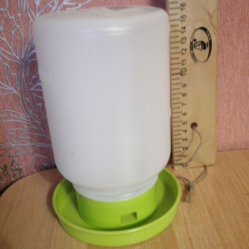 Поилка для цыплят 1,0 л