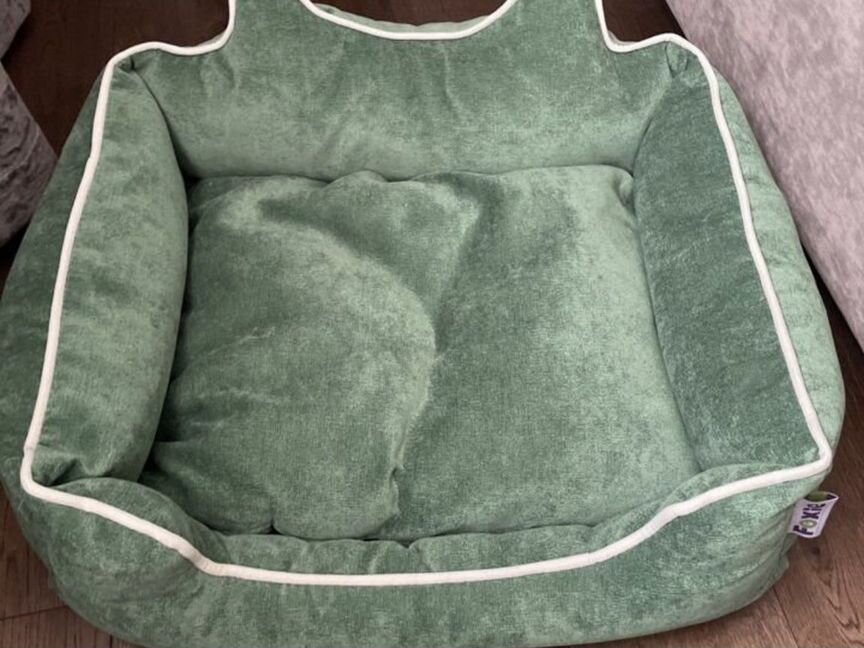 Лежак для собаки плед лестница