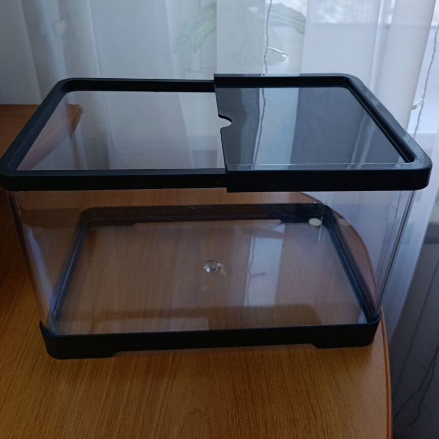 Аквариум для рыбок