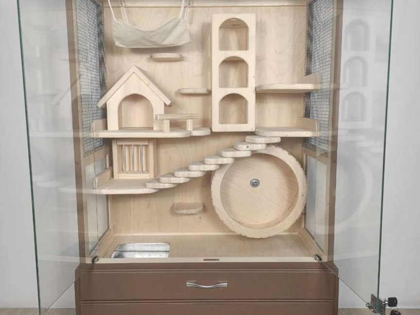 Витрина, клетка для шиншилл