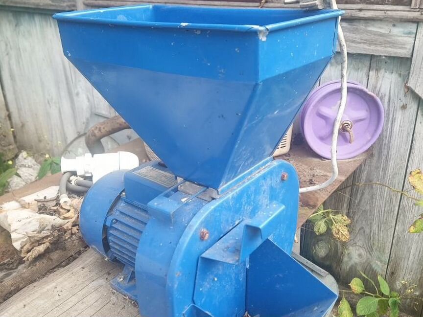 Зернодробилка молотковая бу