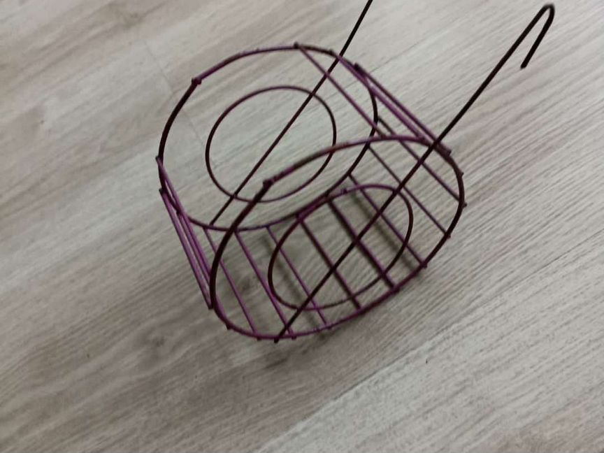 Сенник в клетку для кролика