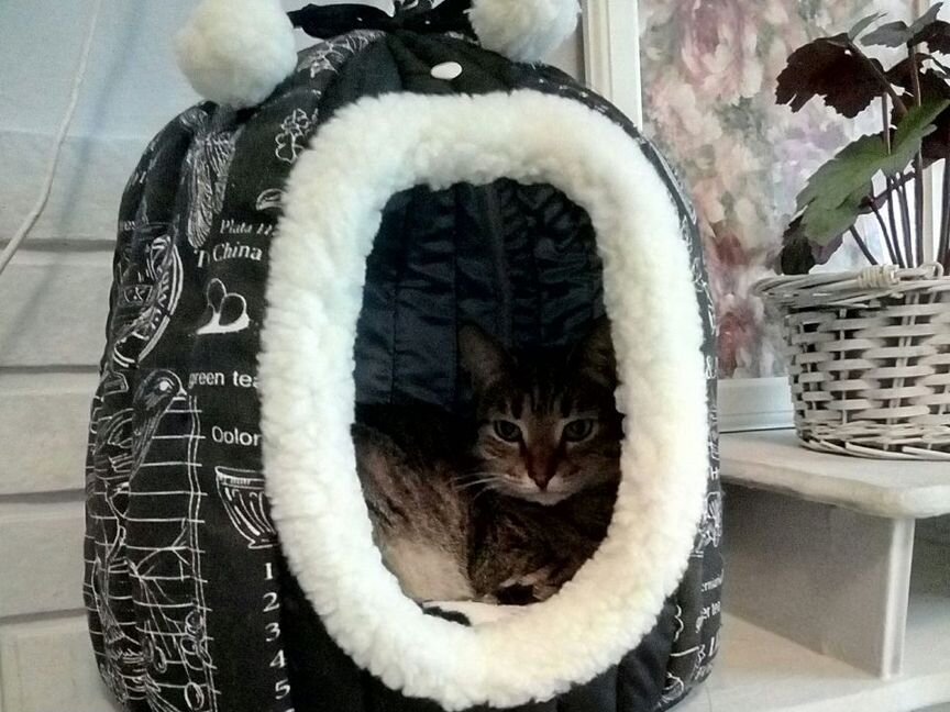 Домик для кошки - уютный