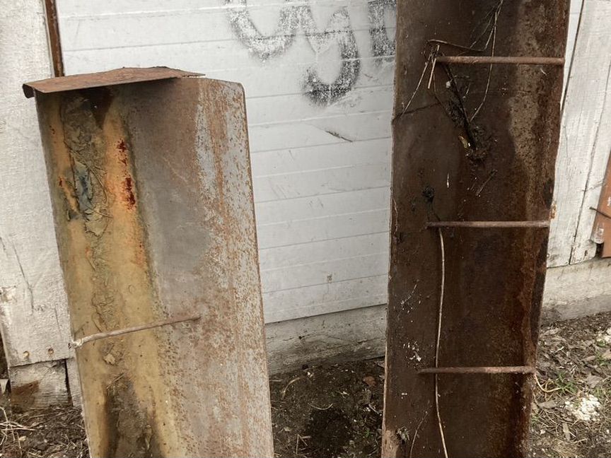 Кормушка для куриц