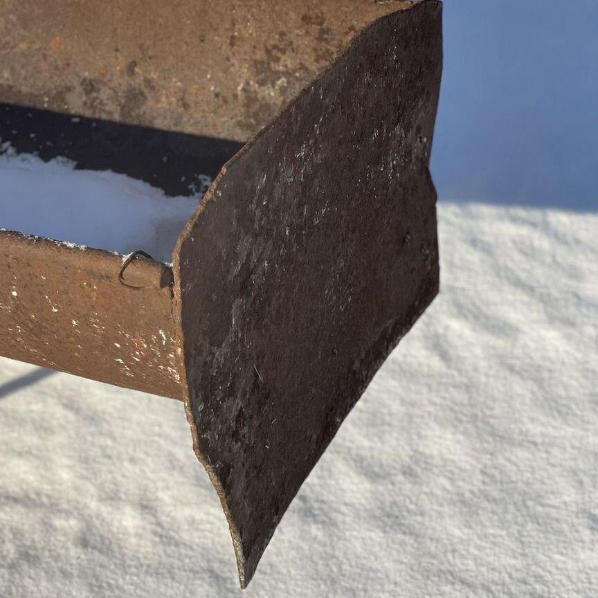 Кормушка поилка для крс и Лошадей