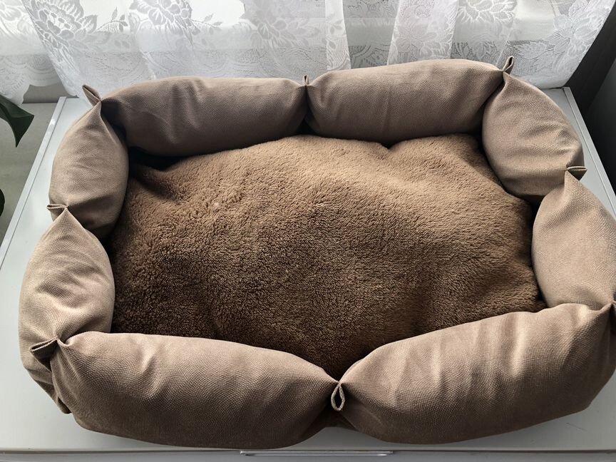 Лежанка для кошек и собак