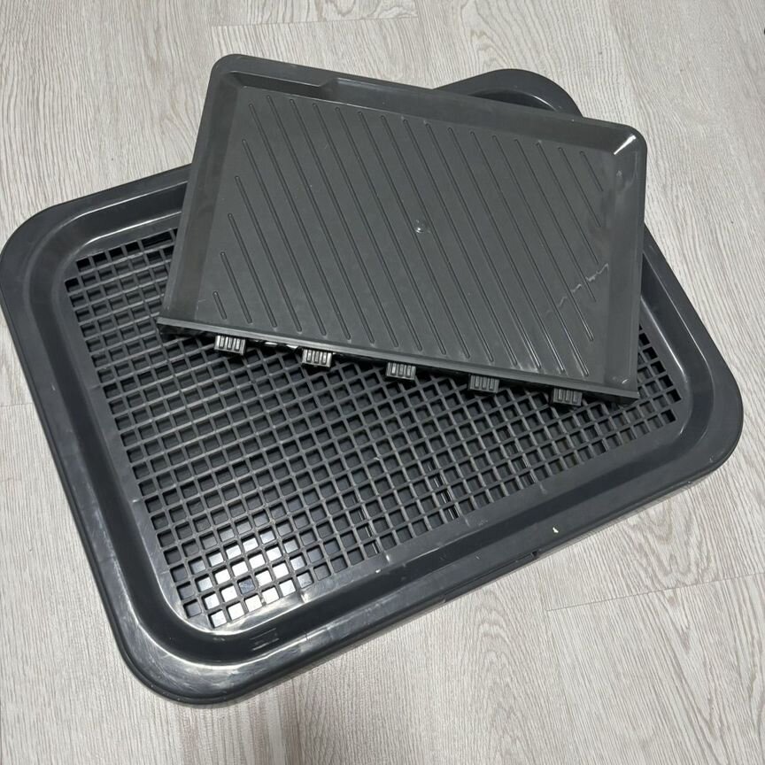 Лоток для собак под пеленку