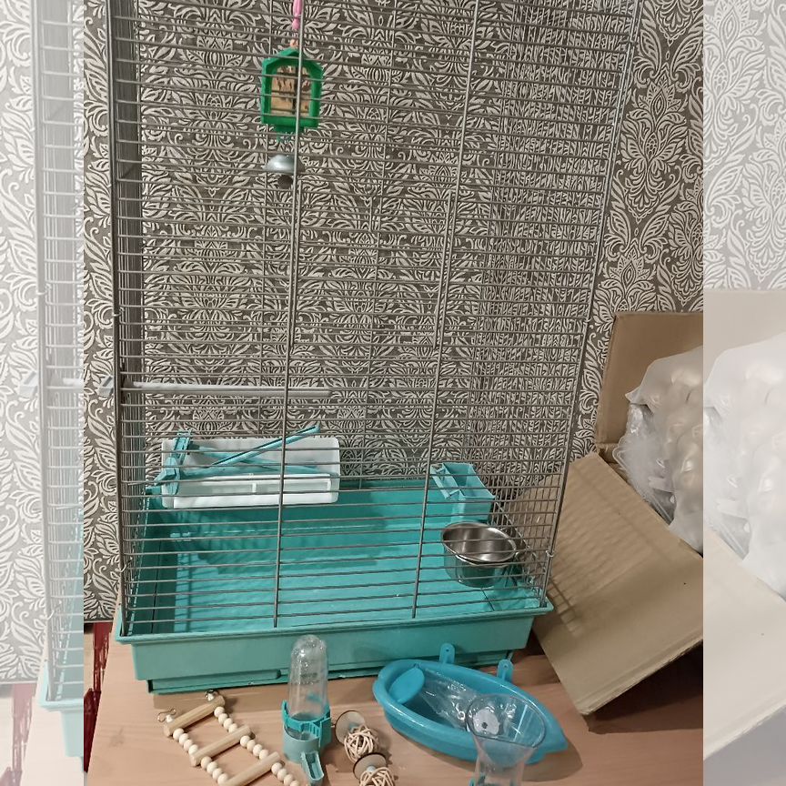 Клетка для попугаев большая