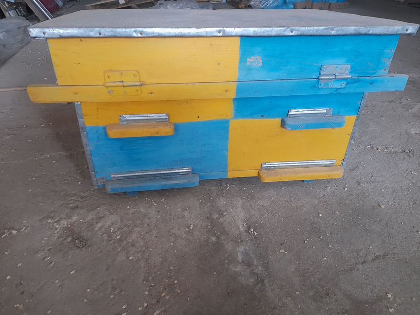 Улей для пчел новые и подержанные