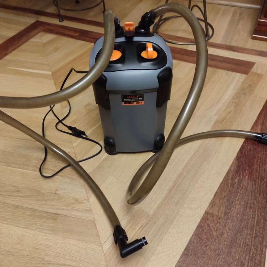 Фильтр для аквариума внешний Барбус 102