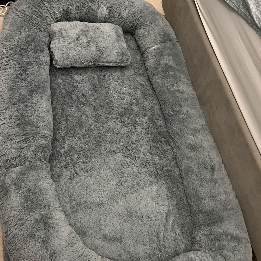 Лежанка для собаки новая большая