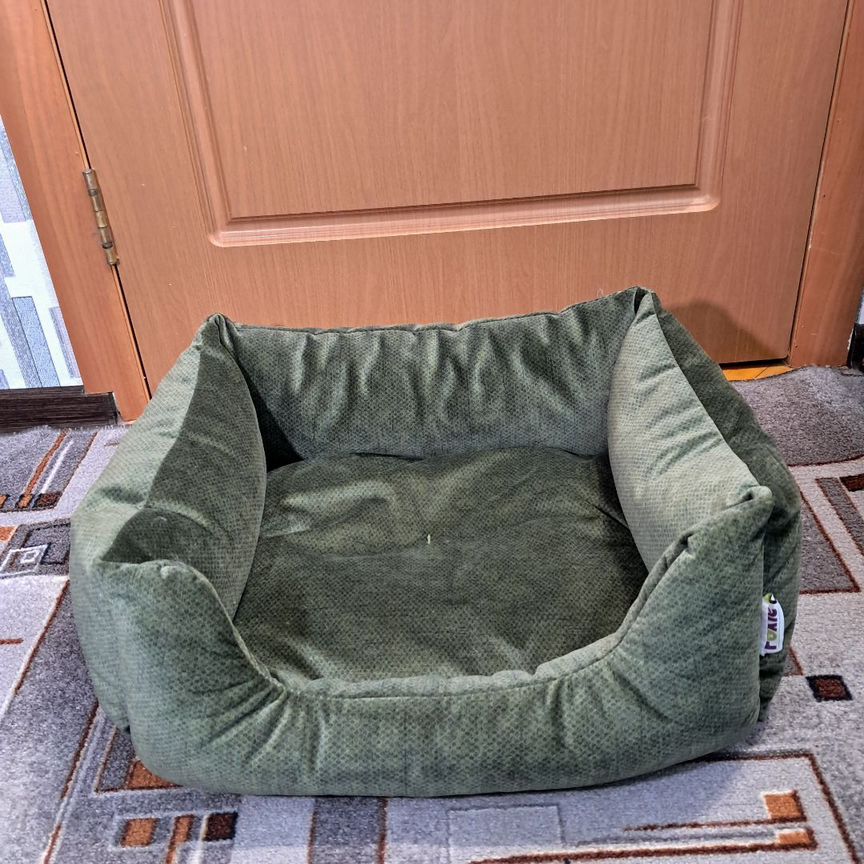 Лежанка для собак и кошек