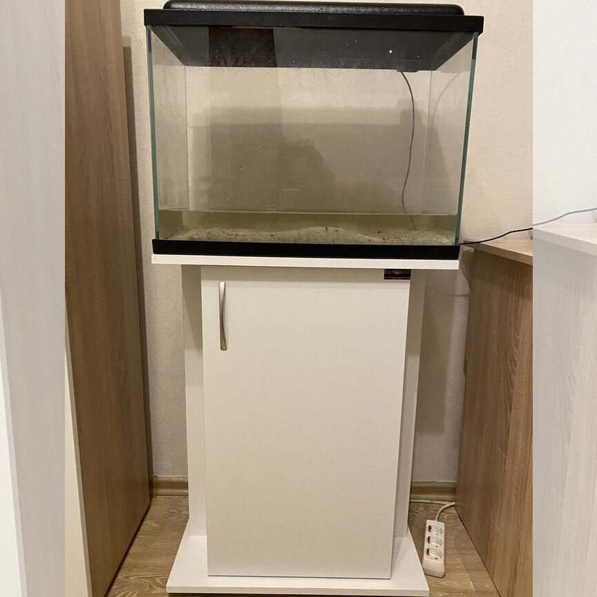 Аквариум с тумбой