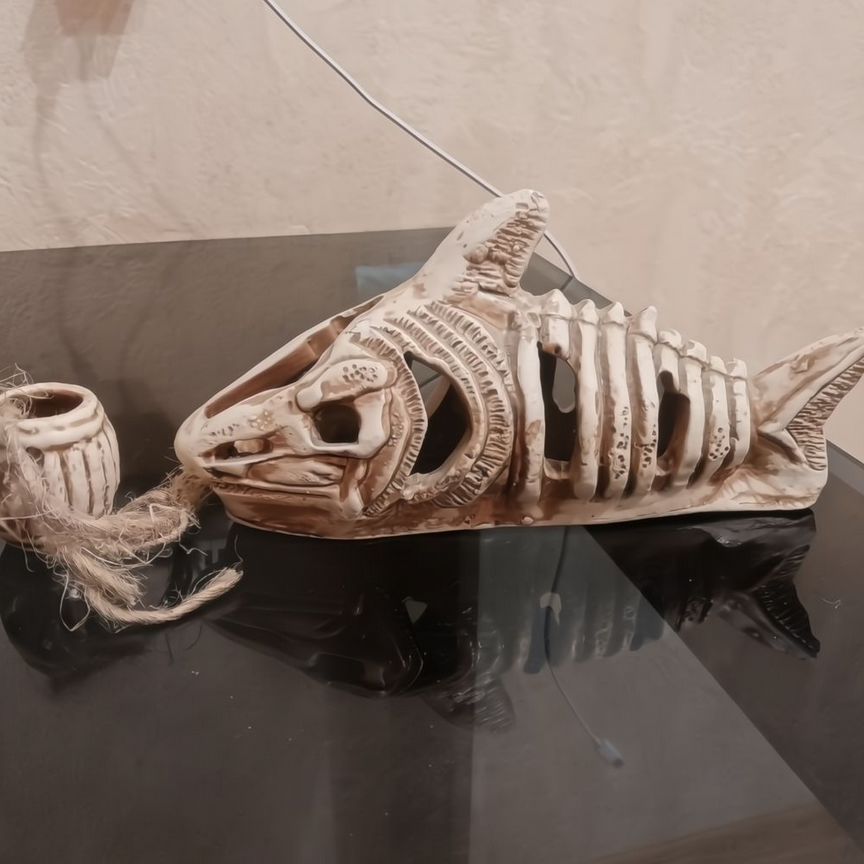 Аквариумная декорация Скелет рыбы