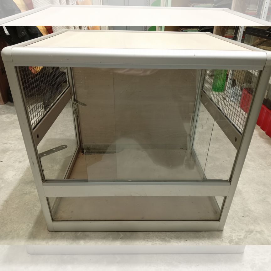 Витрина-клетка 55х45х53см