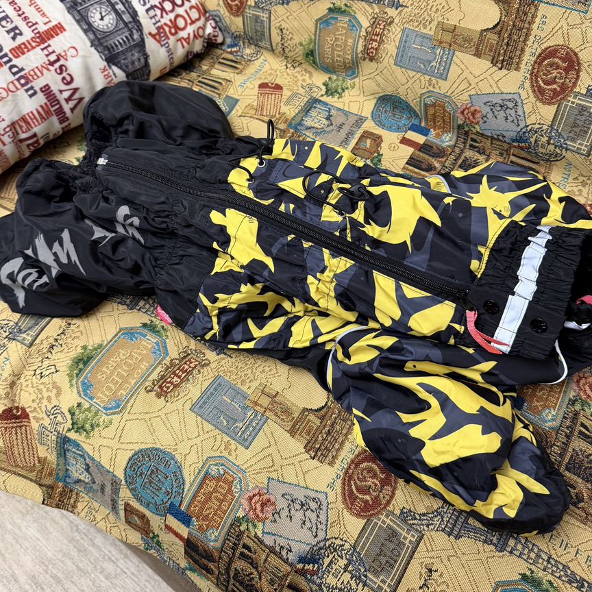 Продам комбинезон для собаки (мальчик)