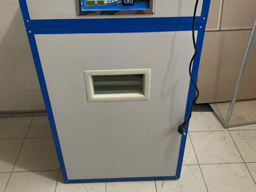 Инкубатор умница И-352