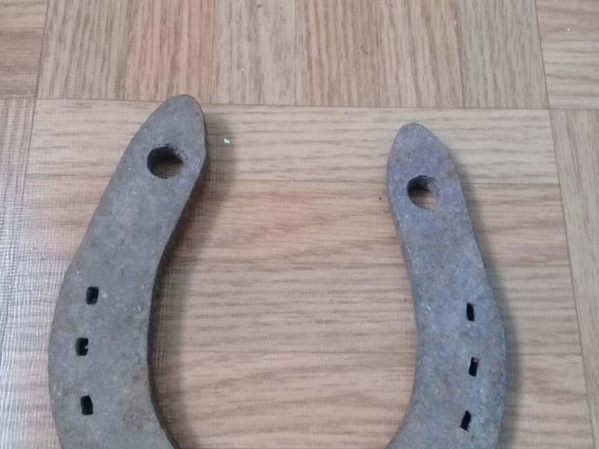 Подкова кованая