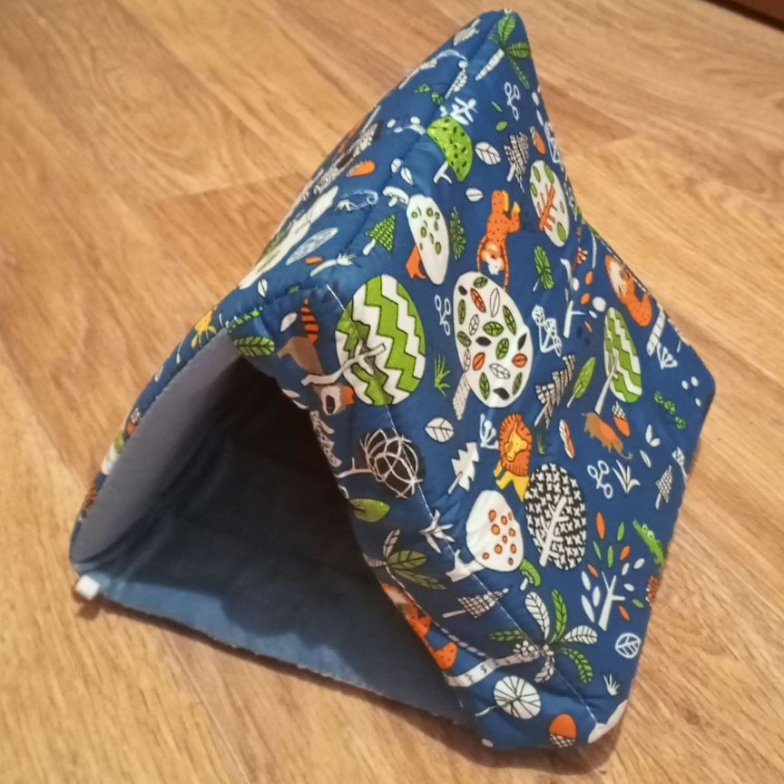 Домик для питомца