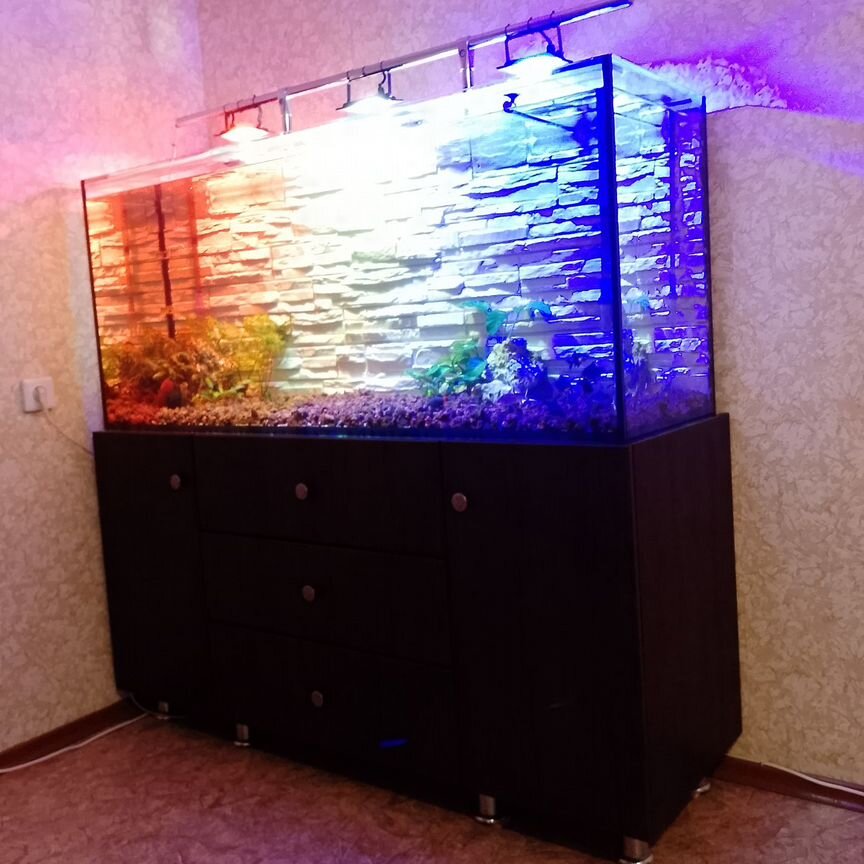 Аквариум с тумбой 430 литров