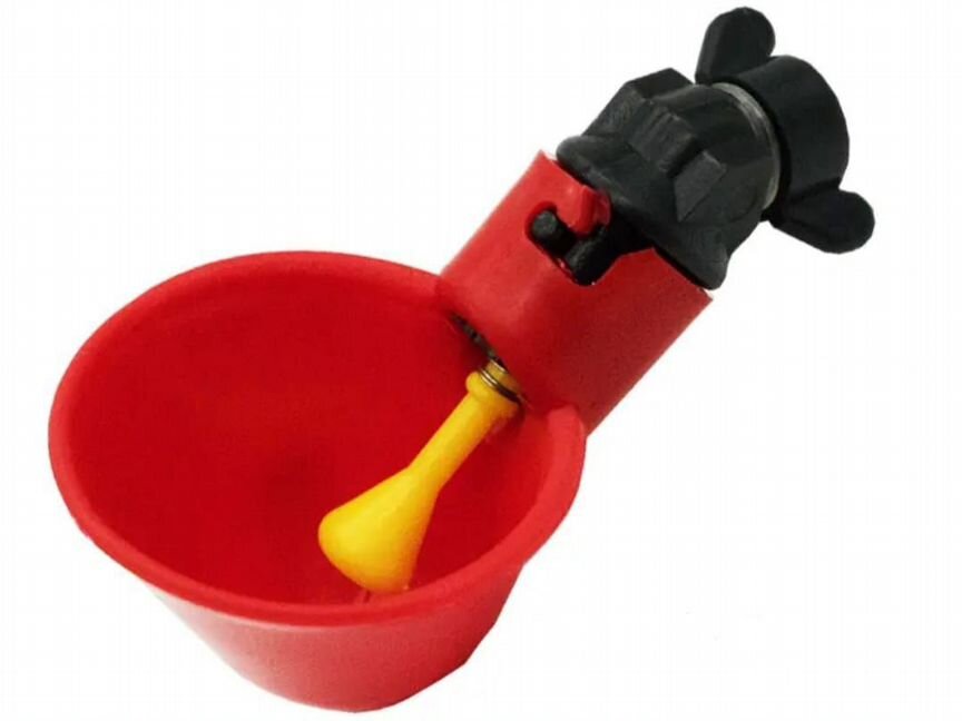 Чашечные поилки для кур