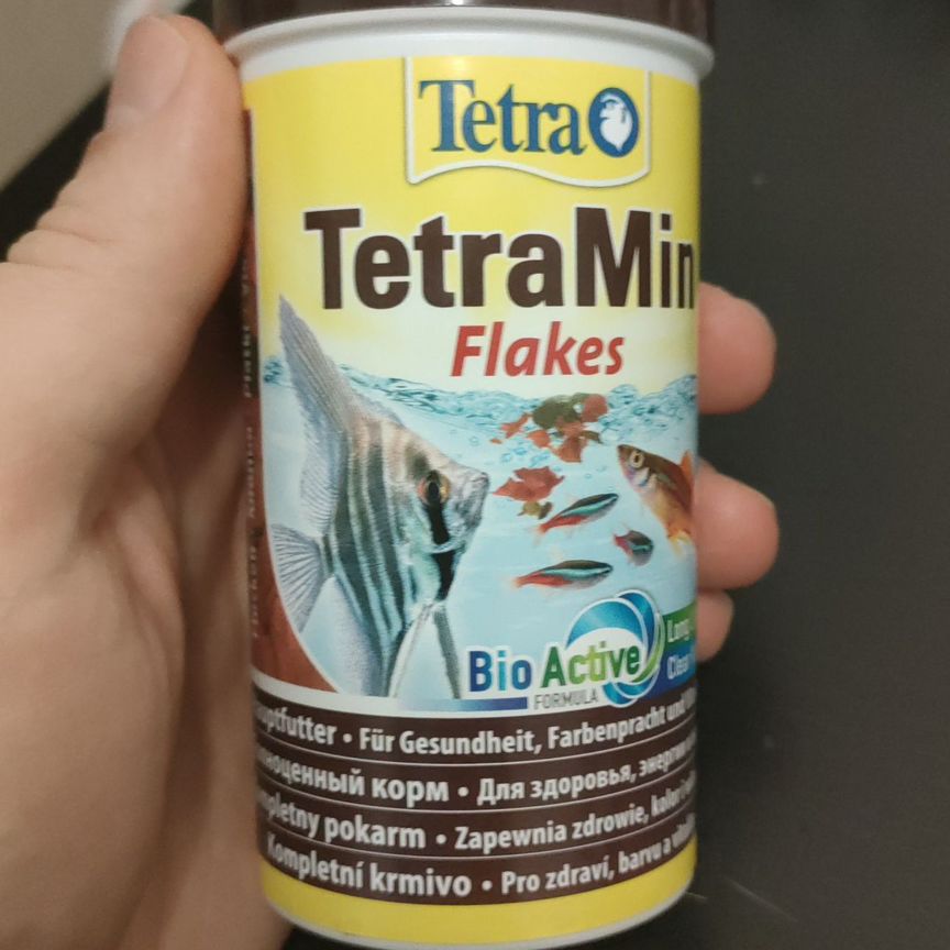 Tetra min flakes