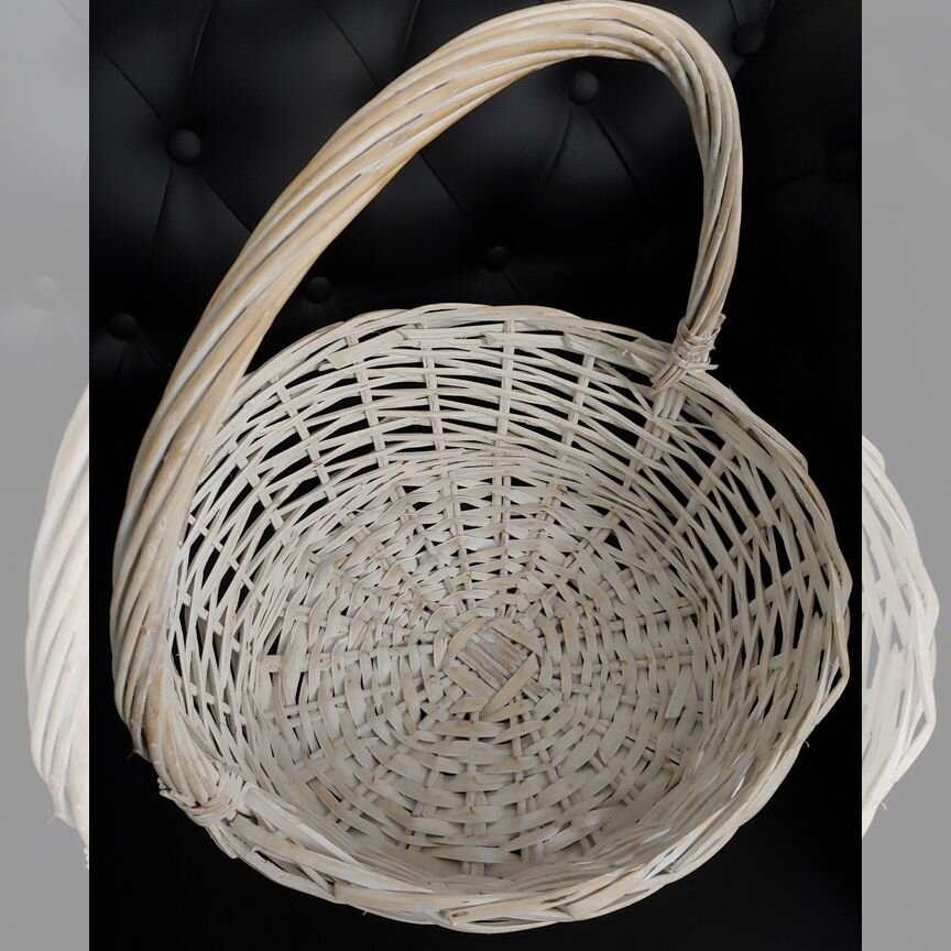 Мелованная корзина с ручкой лежанка для кота