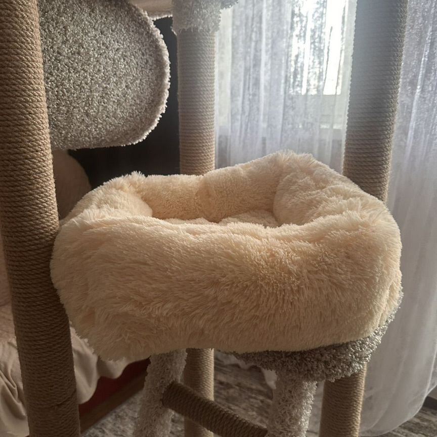 Лежанка для собак и кошек