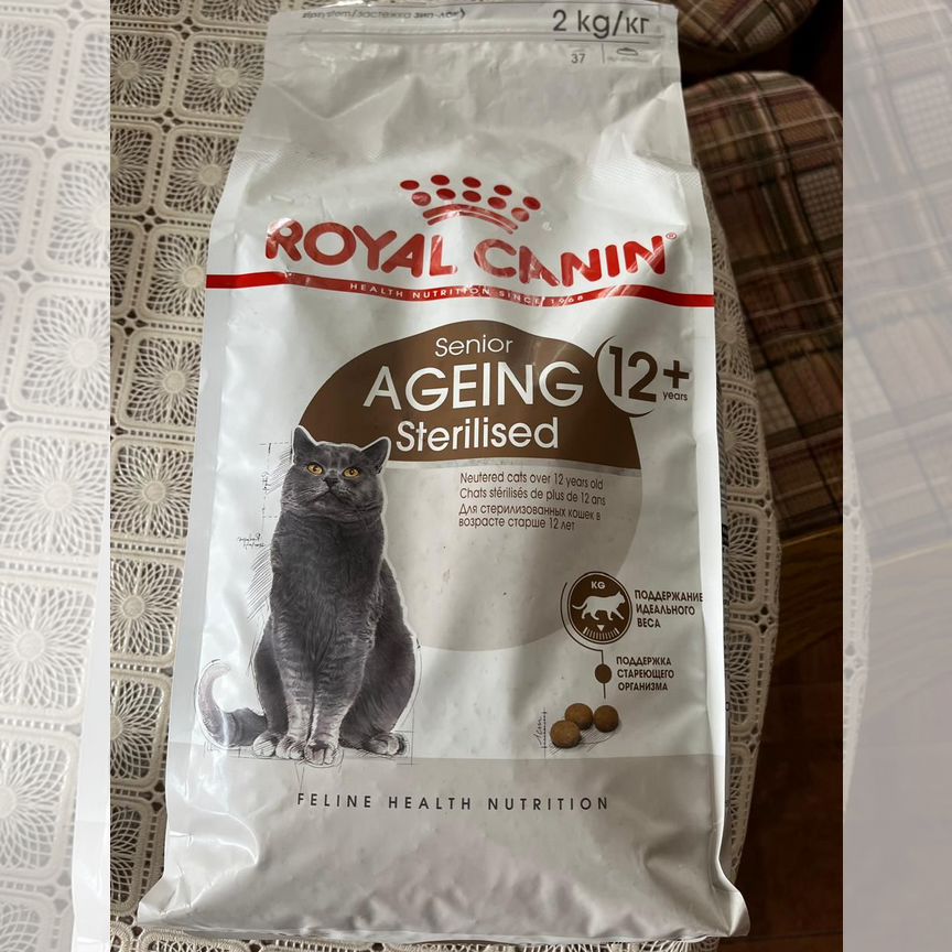 Продам корм для кошек Royal Canin 12  для взрослых