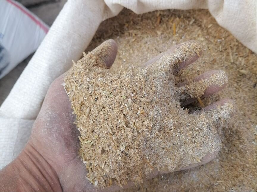 Зерноотходы ржаные также есть отруби