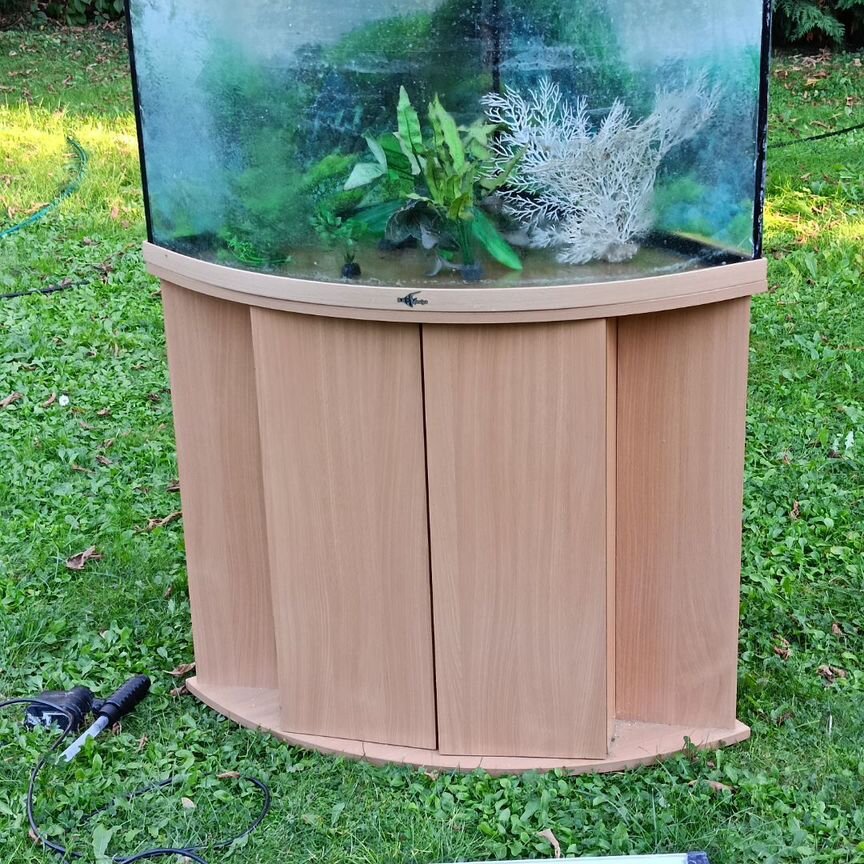 Аквариум с тумбой