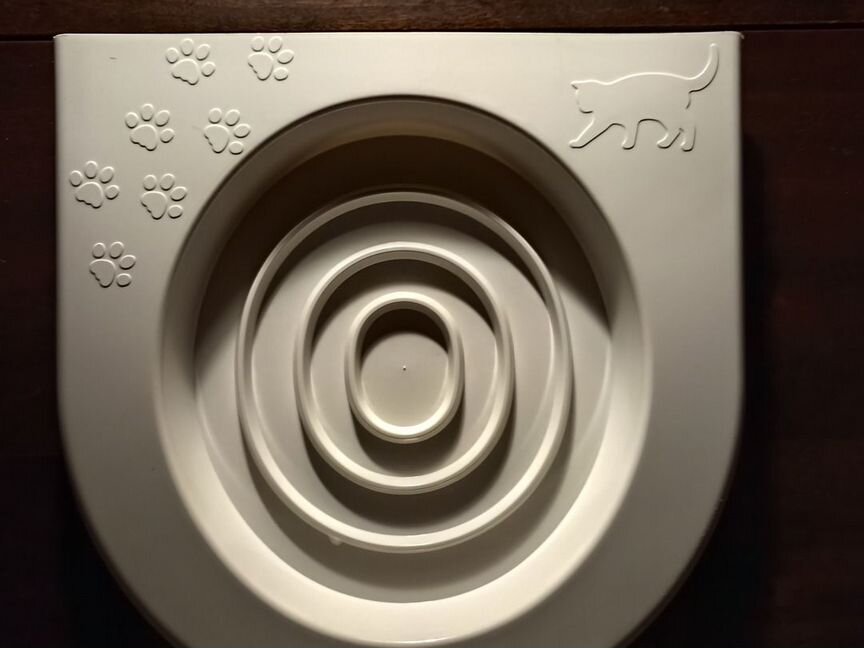 Лоток для приучения кошек к унитазу