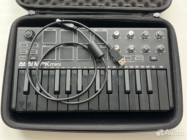 Akai MPK mini MK2 limited edition купить в Москве | Хобби и отдых | Авито