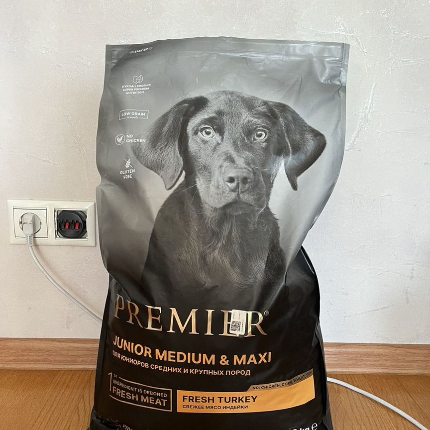 Корм для собак Premier Junior & Maxi, 10кг