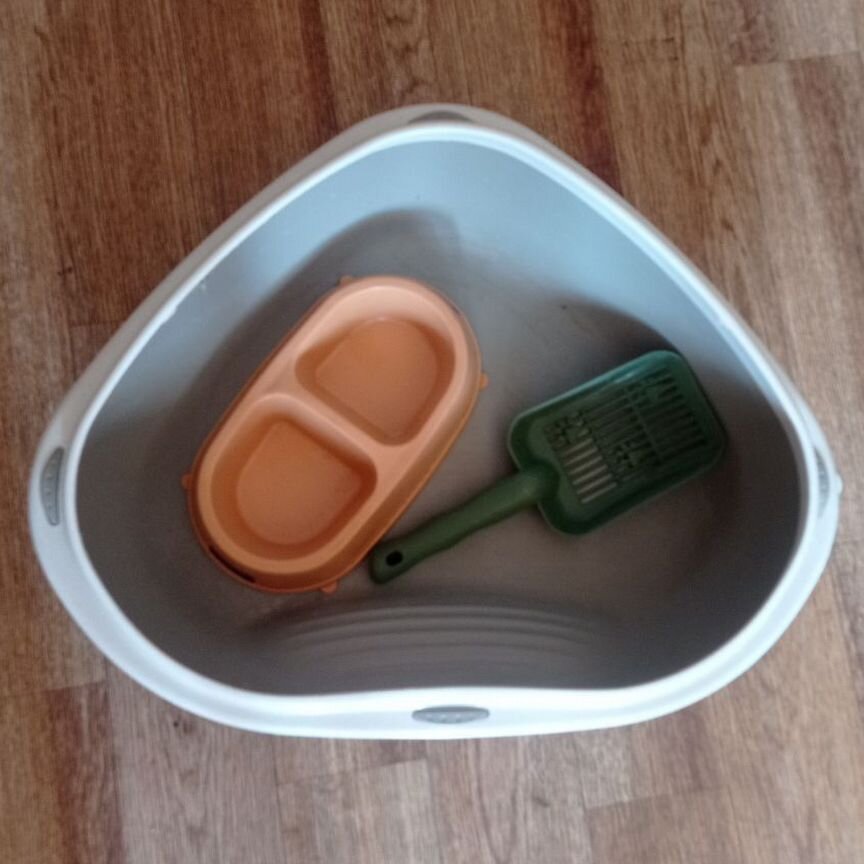 Лоток, совок, кормушка для кошек