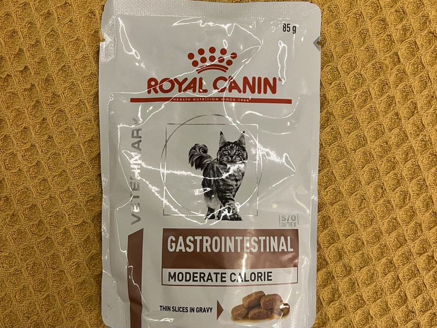 Корм для кошек Royal Canin Hills Farmina