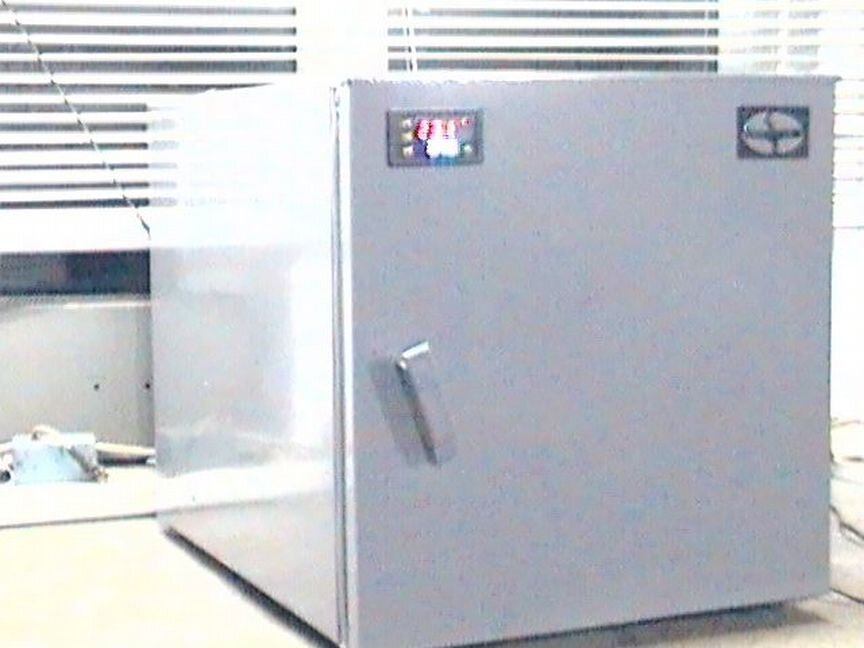 Инкубатор 160 яиц