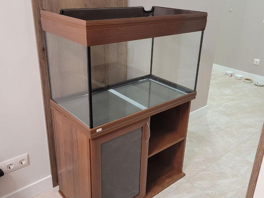 Аквариум с крышкой, лампами и тумбой 170 литров