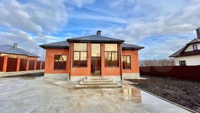 Дом 197 м² на участке 10 сот на продажу в Орле Купить дом в Орле Авито